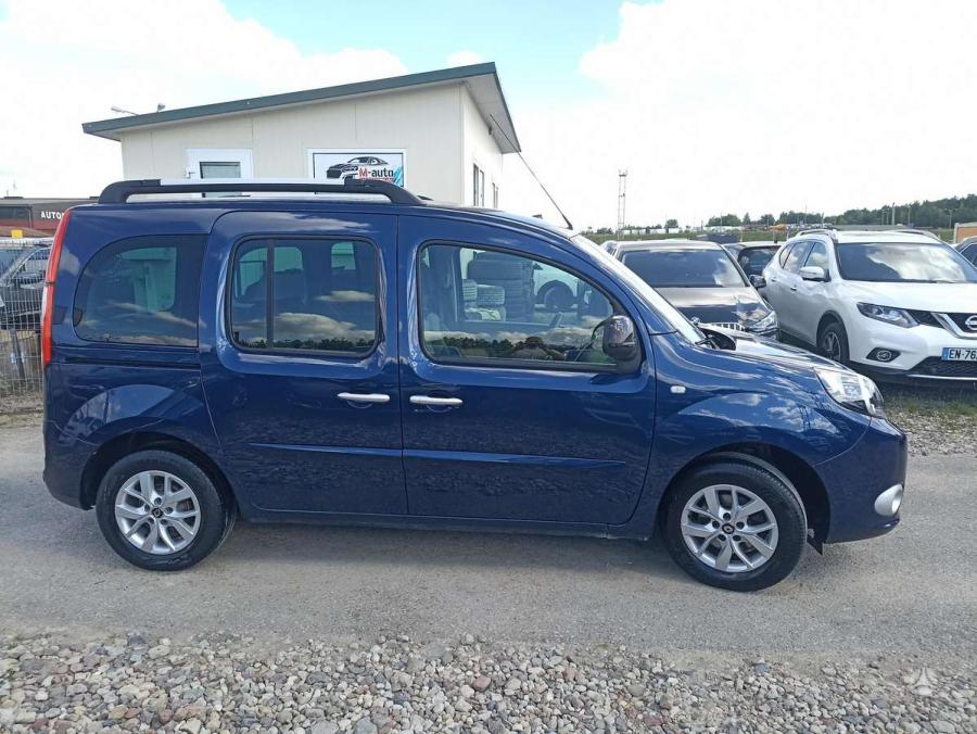 Violet Renault Kangoo 2018 in Vilnius, with an engine capacity of 1.20 L and mileage of 212 thousand km for 7700 €, photo 4 on AUTOMOTO.COM.LV