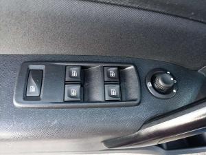 Violet Renault Kangoo 2018 in Vilnius, with an engine capacity of 1.20 L and mileage of 212 thousand km for 7700 €, photo 8 on AUTOMOTO.COM.LV