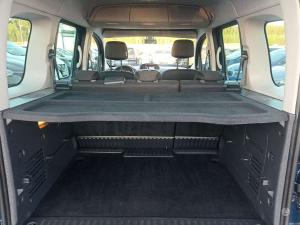 Violet Renault Kangoo 2018 in Vilnius, with an engine capacity of 1.20 L and mileage of 212 thousand km for 7700 €, photo 14 on AUTOMOTO.COM.LV