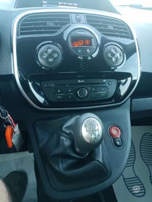 Violet Renault Kangoo 2018 in Vilnius, with an engine capacity of 1.20 L and mileage of 212 thousand km for 7700 €, photo 17 on AUTOMOTO.COM.LV