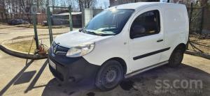 White Renault Kangoo 2016 in Riga, with an engine capacity of 1.40 L and mileage of 369 thousand km for 2400 €, photo  on AUTOMOTO.COM.LV