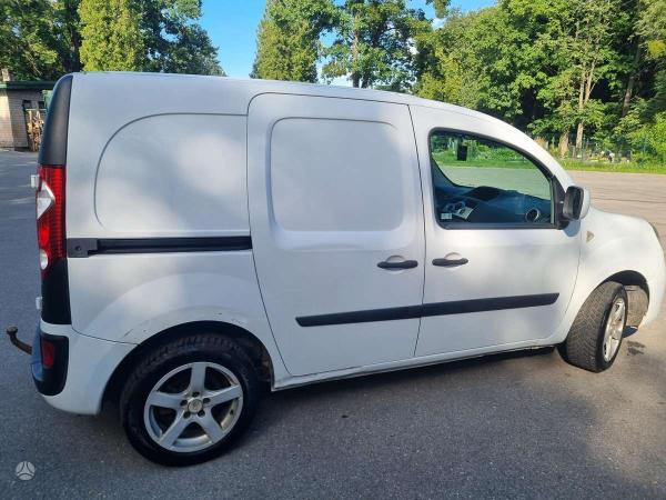 Balts Renault Kangoo 2011 Kauņa, ar dzinēja tilpumu 1.50 L un nobraukumu 177 tūkst. km par 3300 €, foto 4 vietnē AUTOMOTO.COM.LV