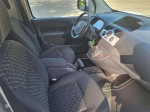 White Renault Kangoo 2011 in Kaunas, with an engine capacity of 1.50 L and mileage of 177 thousand km for 3300 €, photo 8 on AUTOMOTO.COM.LV