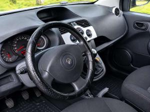 White Renault Kangoo 2012 in Silute, with an engine capacity of 1.50 L and mileage of 393 thousand km for 3500 €, photo 7 on AUTOMOTO.COM.LV