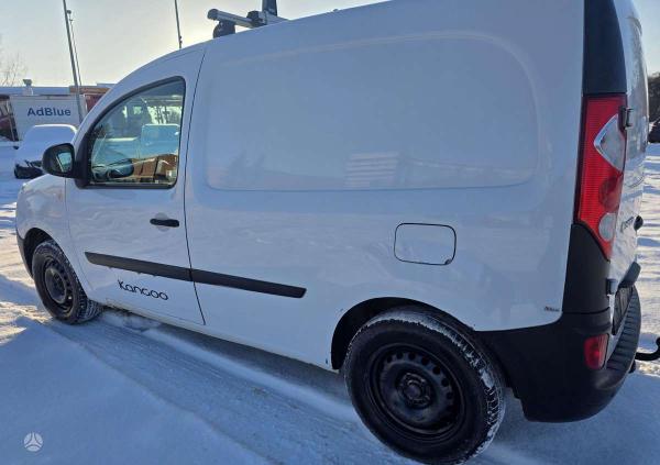 White Renault Kangoo 2013 in Marijampole, with an engine capacity of 1.46 L and mileage of 195 thousand km for 2995 €, photo 3 on AUTOMOTO.COM.LV