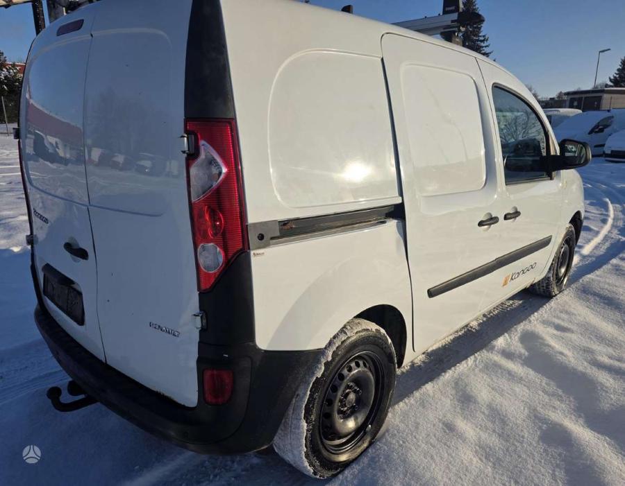 Balts Renault Kangoo 2013 Marijampole, ar dzinēja tilpumu 1.46 L un nobraukumu 195 tūkst. km par 2995 €, foto 4 vietnē AUTOMOTO.COM.LV