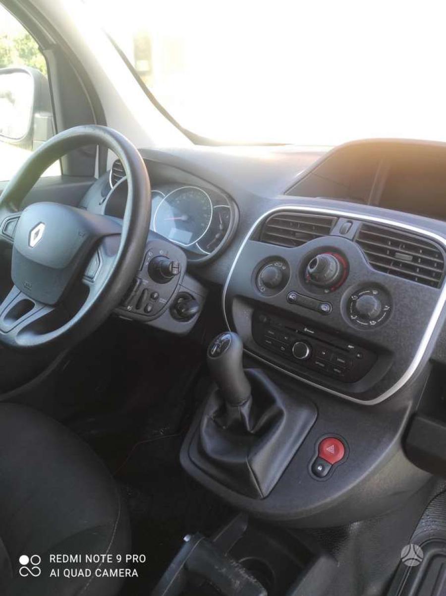 Balts Renault Kangoo 2014 Viļņa, ar dzinēja tilpumu 1.50 L un nobraukumu 330 tūkst. km par 2990 €, foto 6 vietnē AUTOMOTO.COM.LV