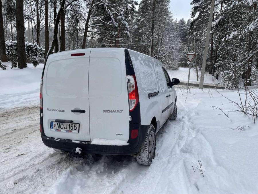 White Renault Kangoo 2015 in Vilnius, with an engine capacity of 1.50 L and mileage of 86 thousand km for 8650 €, photo 6 on AUTOMOTO.COM.LV