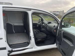 White Renault Kangoo 2015 in Vilnius, with an engine capacity of 1.50 L and mileage of 86 thousand km for 8650 €, photo 11 on AUTOMOTO.COM.LV