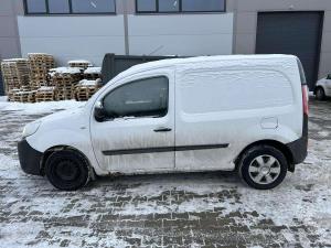 White Renault Kangoo 2016 in Kaunas, with an engine capacity of 1.46 L and mileage of 201 thousand km for 5500 €, photo 2 on AUTOMOTO.COM.LV