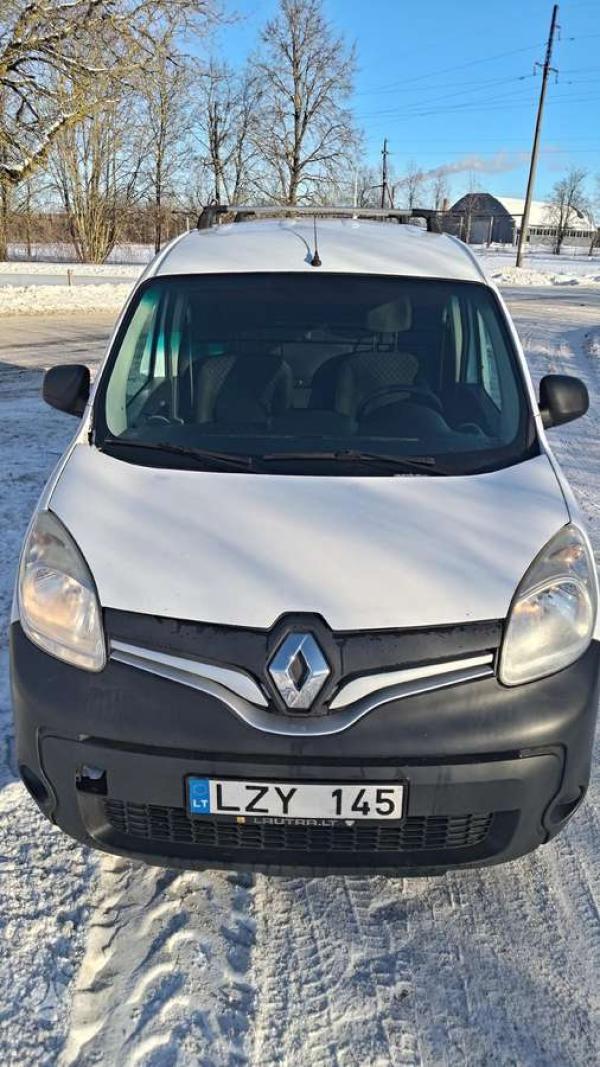 White Renault Kangoo 2016 in Vilnius, with an engine capacity of 1.46 L and mileage of 32 thousand km for 2400 €, photo 2 on AUTOMOTO.COM.LV