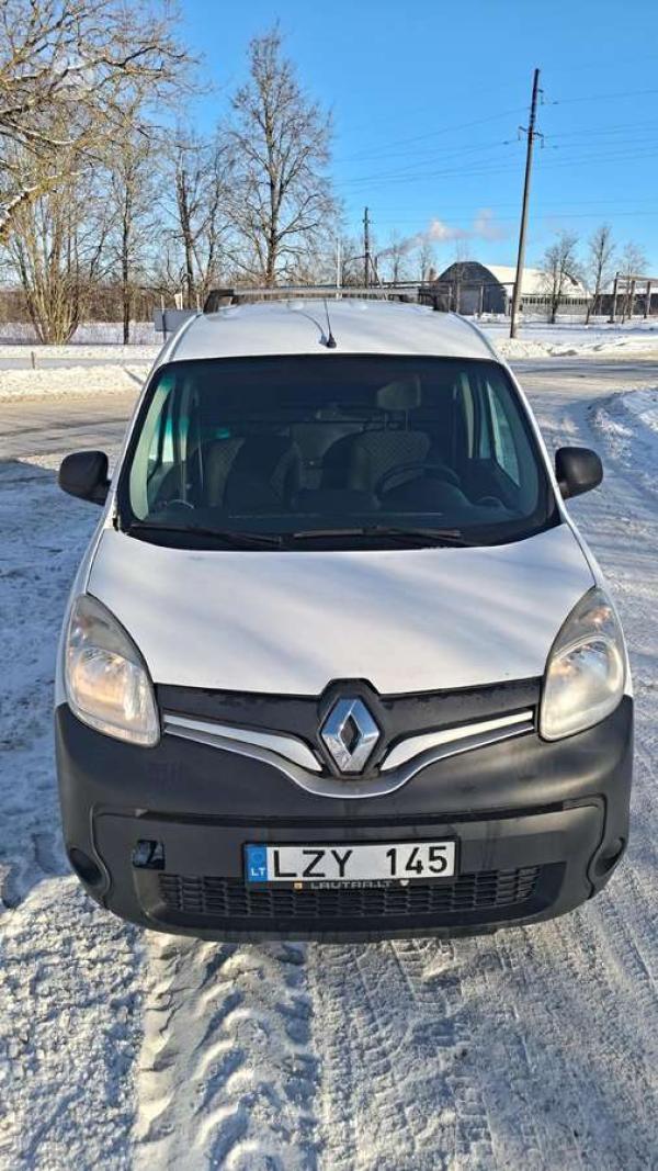 White Renault Kangoo 2016 in Vilnius, with an engine capacity of 1.46 L and mileage of 32 thousand km for 2400 €, photo 7 on AUTOMOTO.COM.LV