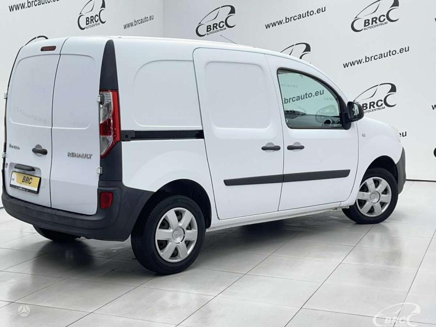 White Renault Kangoo 2017 in Vilnius, with an engine capacity of 1.46 L and mileage of 178 thousand km for 4800 €, photo 3 on AUTOMOTO.COM.LV