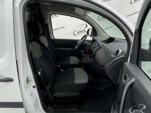 White Renault Kangoo 2017 in Vilnius, with an engine capacity of 1.46 L and mileage of 178 thousand km for 4800 €, photo 5 on AUTOMOTO.COM.LV