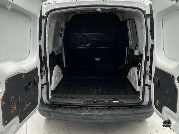 Balts Renault Kangoo 2017 Viļņa, ar dzinēja tilpumu 1.46 L un nobraukumu 178 tūkst. km par 4700 €, foto 4 vietnē AUTOMOTO.COM.LV