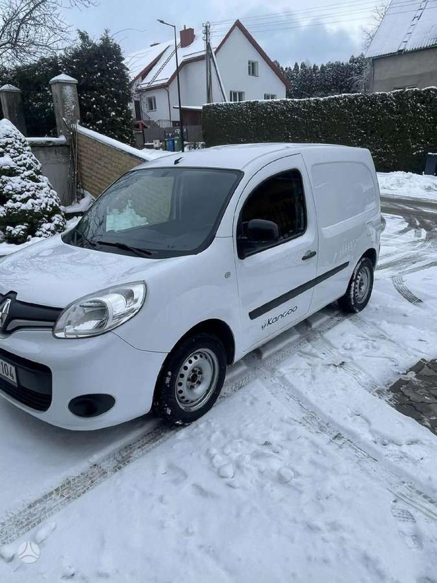 White Renault Kangoo 2018 in Alytus, with an engine capacity of 1.50 L and mileage of 177 thousand km for 4200 €, photo 2 on AUTOMOTO.COM.LV