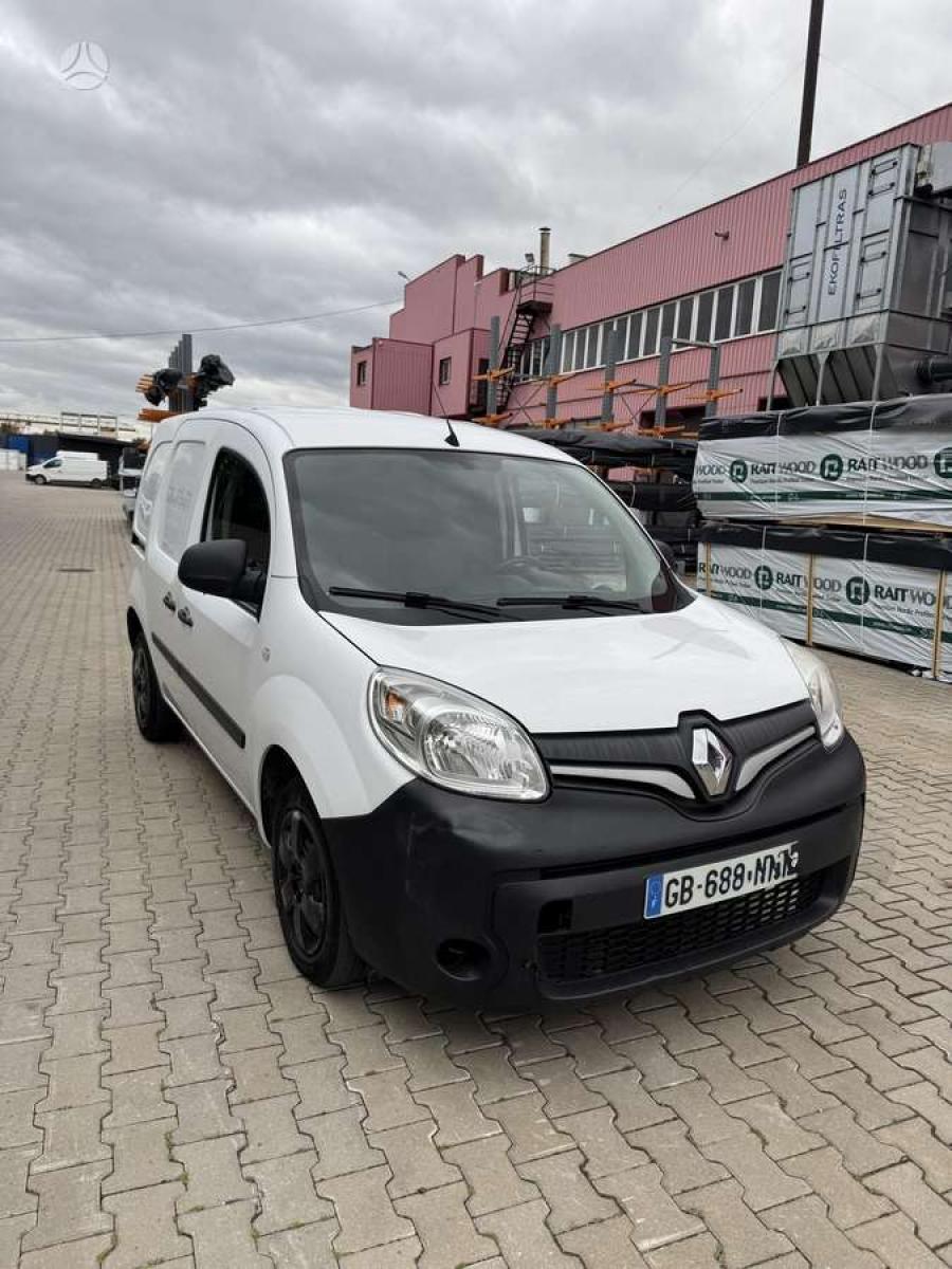White Renault Kangoo 2021 in Kaunas, with an engine capacity of 1.50 L and mileage of 198 thousand km for 4200 €, photo 4 on AUTOMOTO.COM.LV