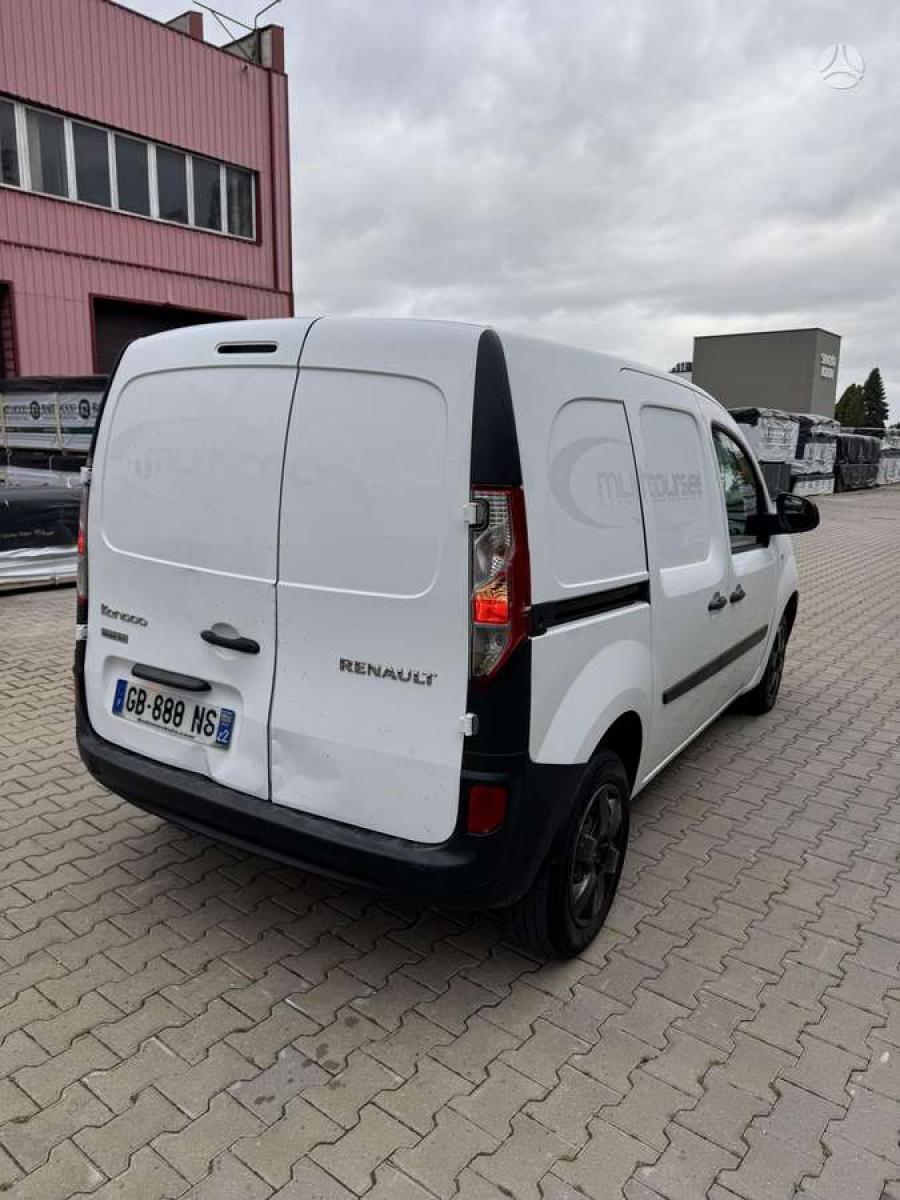 White Renault Kangoo 2021 in Kaunas, with an engine capacity of 1.50 L and mileage of 198 thousand km for 4200 €, photo 5 on AUTOMOTO.COM.LV