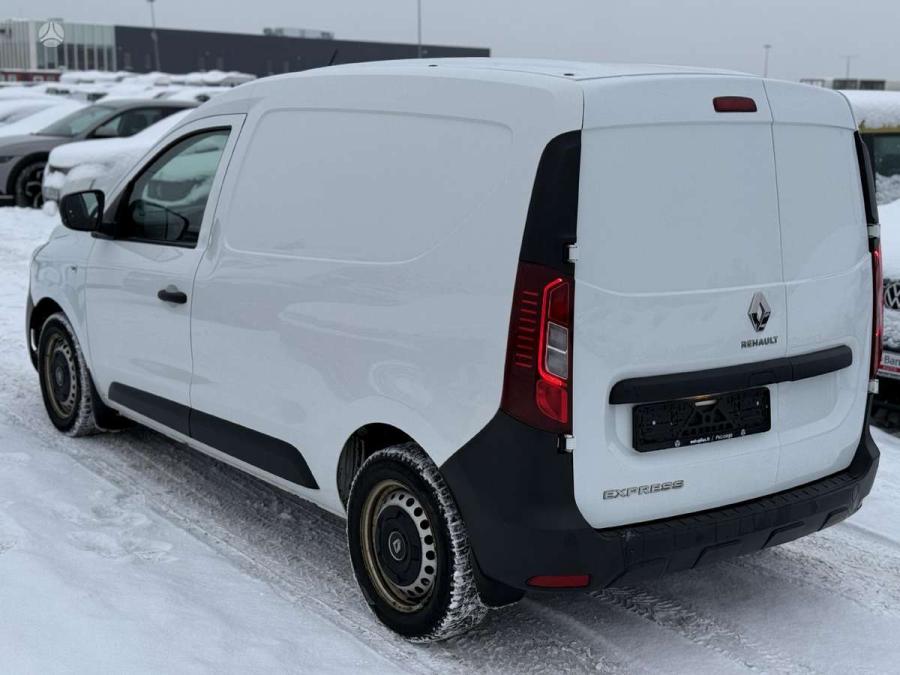 White Renault Kangoo 2022 in Vilnius, with an engine capacity of 1.46 L and mileage of 95 thousand km for 8700 €, photo 7 on AUTOMOTO.COM.LV