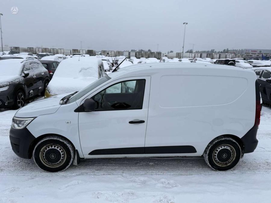 White Renault Kangoo 2022 in Vilnius, with an engine capacity of 1.46 L and mileage of 95 thousand km for 8700 €, photo 8 on AUTOMOTO.COM.LV