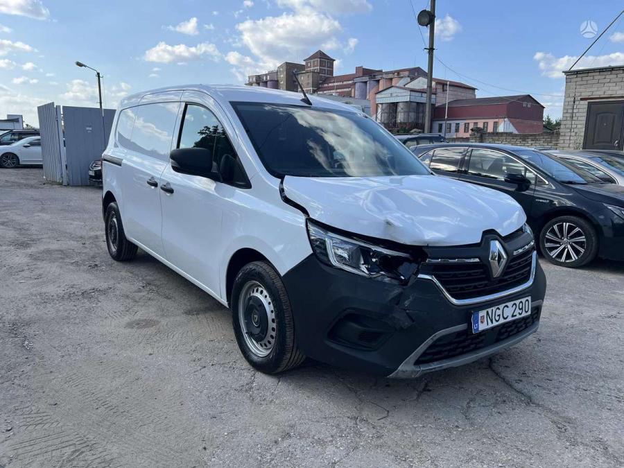 Balts Renault Kangoo 2024 Kauņa, ar dzinēja tilpumu 1.46 L un nobraukumu 66 tūkst. km par 6900 €, foto 3 vietnē AUTOMOTO.COM.LV