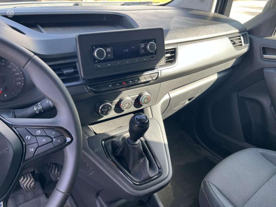 Balts Renault Kangoo 2024 Kauņa, ar dzinēja tilpumu 1.46 L un nobraukumu 66 tūkst. km par 6900 €, foto 19 vietnē AUTOMOTO.COM.LV