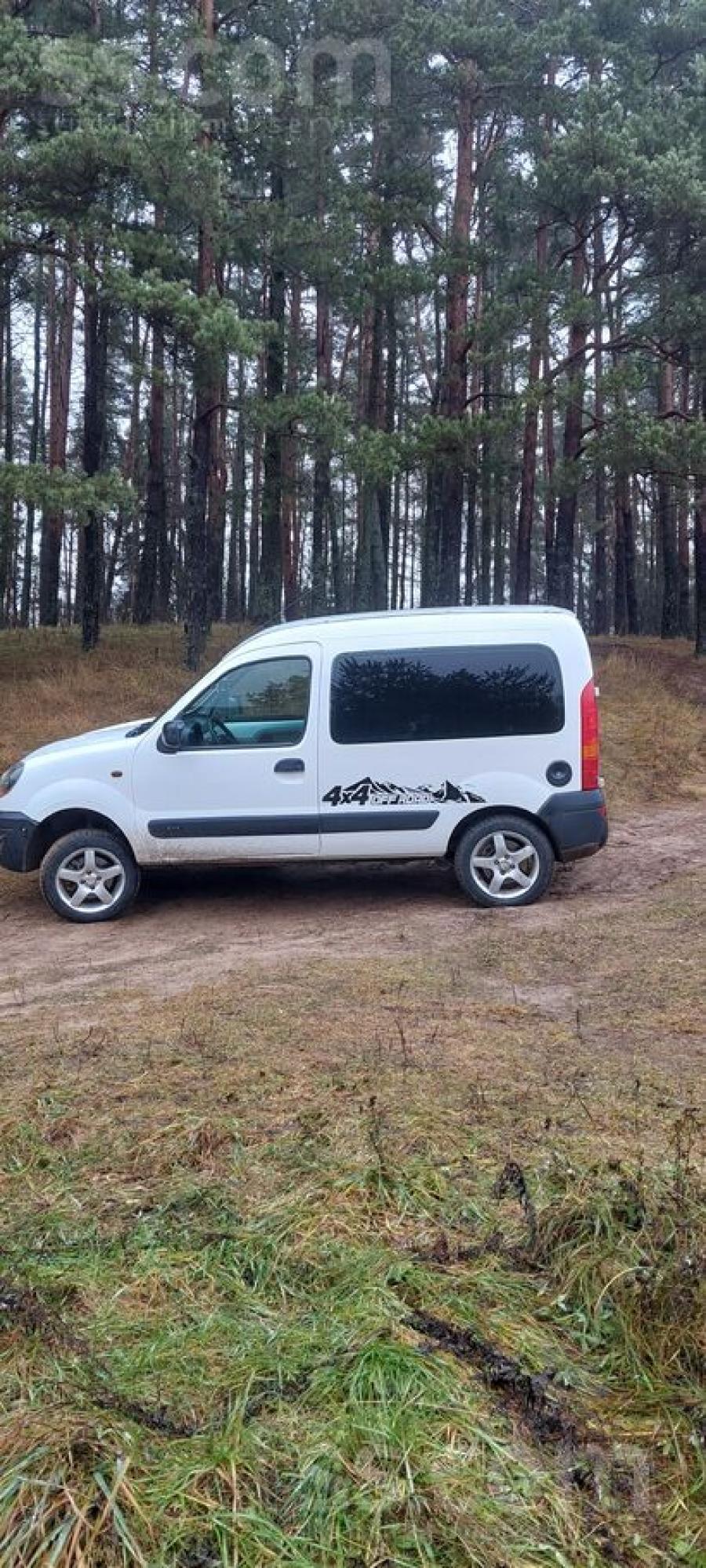 Balts Renault Kangoo 2004 Rēzekne, ar dzinēja tilpumu 1.90 L un nobraukumu 228 tūkst. km par 2350 €, foto 5 vietnē AUTOMOTO.COM.LV