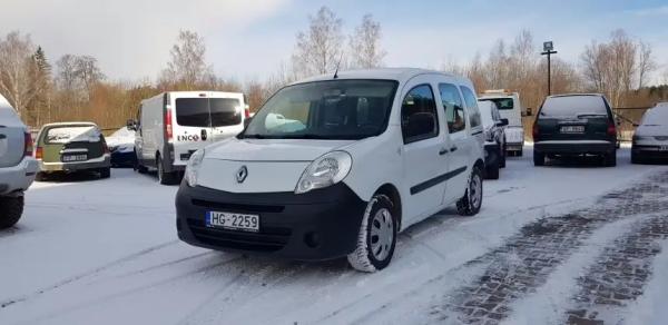Balts Renault Kangoo 2008 Valmiera, ar dzinēja tilpumu 1.60 L un nobraukumu 218 tūkst. km par 2400 €, foto 7 vietnē AUTOMOTO.COM.LV