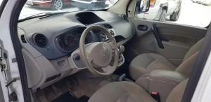 White Renault Kangoo 2008 in Valmiera, with an engine capacity of 1.60 L and mileage of 218 thousand km for 2400 €, photo 11 on AUTOMOTO.COM.LV