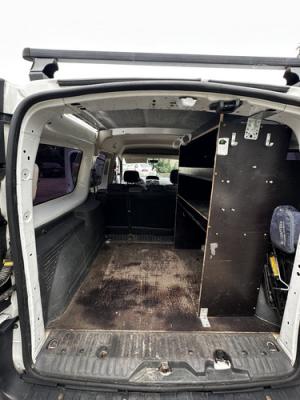 Balts Renault Kangoo 2012 Tallina, ar dzinēja tilpumu 1.50 L un nobraukumu 230 tūkst. km par 4200 €, foto 12 vietnē AUTOMOTO.COM.LV
