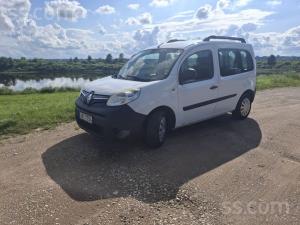 Белый Рено Кенгу 2013 в Даугавпилс, объемом двигателя 1.50 л и пробегом 298 тыс. км за 2990 €, фото 4 на AUTOMOTO.COM.LV