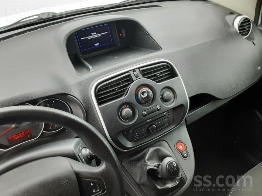 Balts Renault Kangoo 2016 Rīga, ar dzinēja tilpumu 1.50 L un nobraukumu 193 tūkst. km par 6300 €, foto 8 vietnē AUTOMOTO.COM.LV