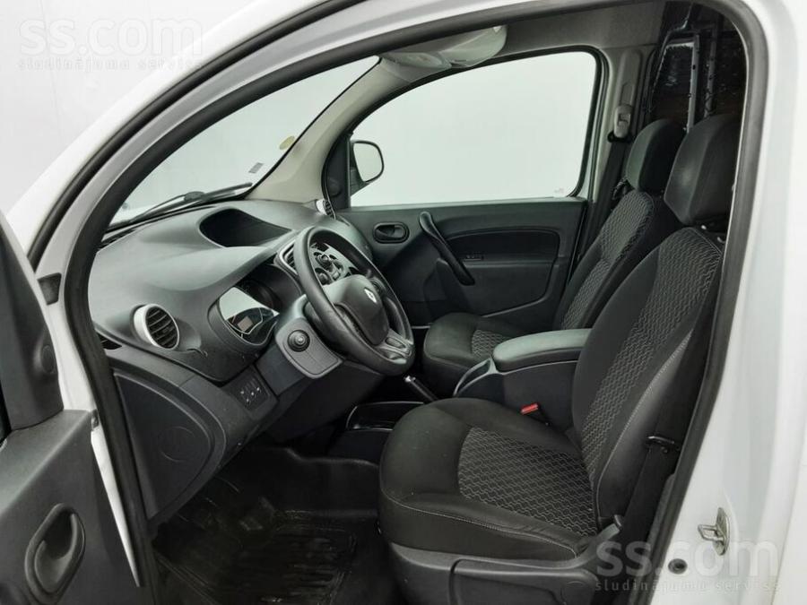 Balts Renault Kangoo 2016 Rīga, ar dzinēja tilpumu 1.50 L un nobraukumu 195 tūkst. km par 6300 €, foto 9 vietnē AUTOMOTO.COM.LV