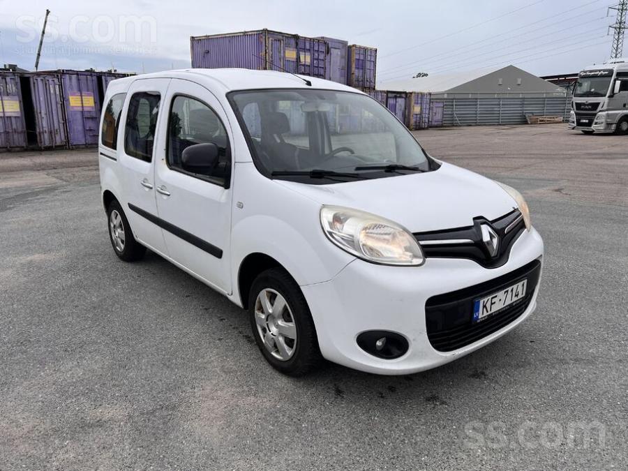 Balts Renault Kangoo 2016 Rīga, ar dzinēja tilpumu 1.50 L un nobraukumu 237 tūkst. km par 3800 €, foto 3 vietnē AUTOMOTO.COM.LV