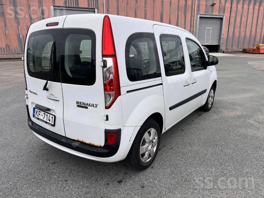 Balts Renault Kangoo 2016 Rīga, ar dzinēja tilpumu 1.50 L un nobraukumu 237 tūkst. km par 3800 €, foto 4 vietnē AUTOMOTO.COM.LV