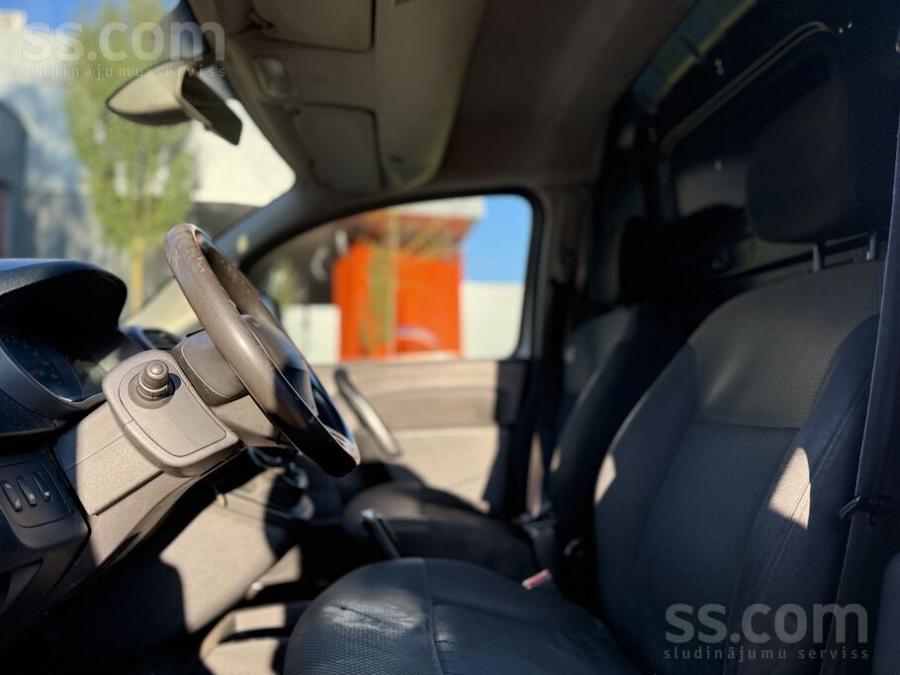 White Renault Kangoo 2017 in Riga, with an engine capacity of 1.50 L and mileage of 0 thousand km for 5850 €, photo 24 on AUTOMOTO.COM.LV