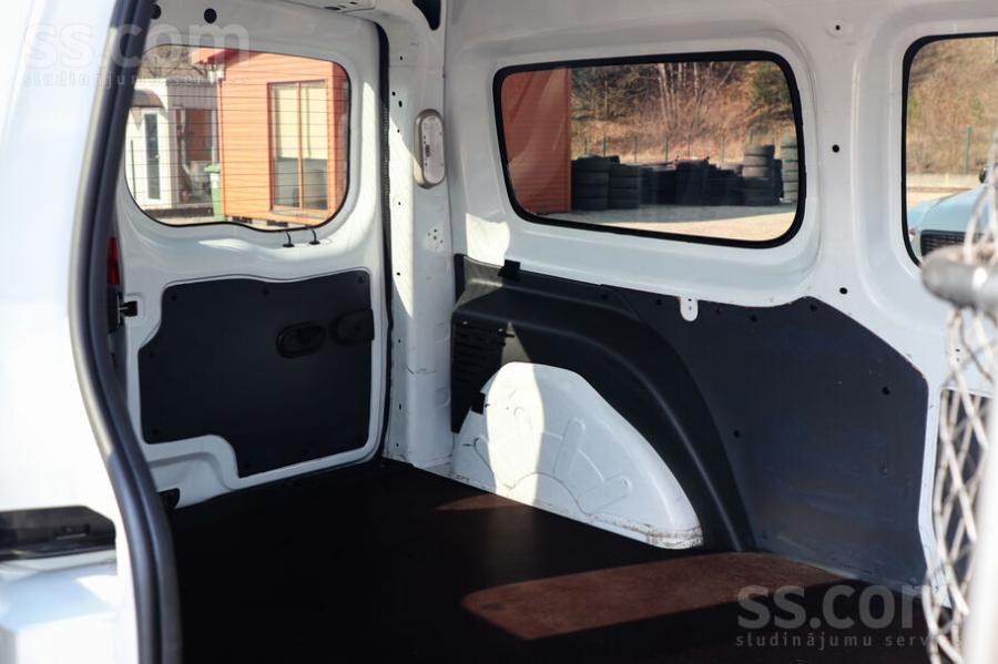 Balts Renault Kangoo 2019 Tukums, ar dzinēja tilpumu 1.50 L un nobraukumu 199 tūkst. km par 5990 €, foto 12 vietnē AUTOMOTO.COM.LV