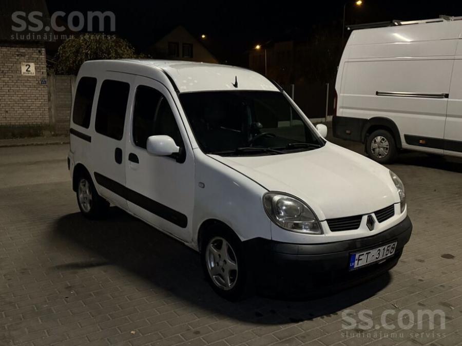 Balts Renault Kangoo 2006 Rīga, ar dzinēja tilpumu 1.60 L un nobraukumu 246 tūkst. km par 1380 €, foto 2 vietnē AUTOMOTO.COM.LV