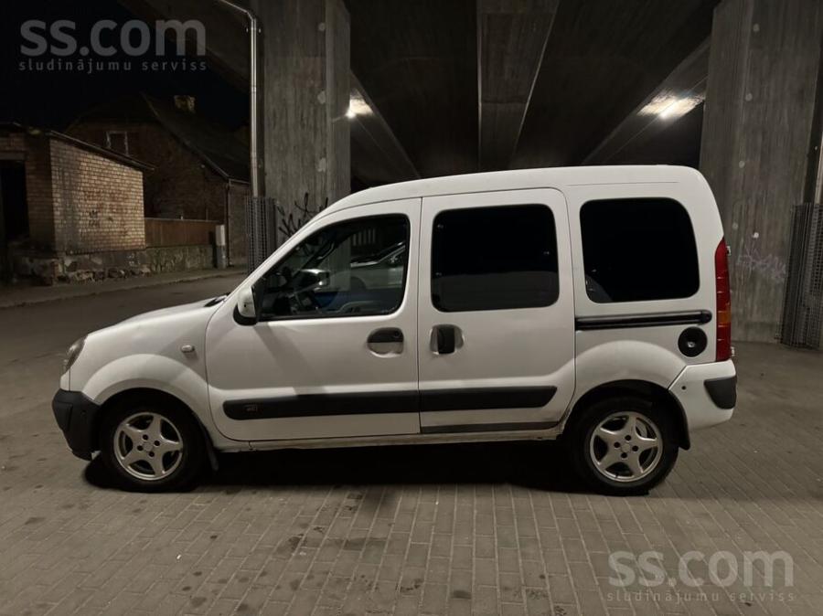 Balts Renault Kangoo 2006 Rīga, ar dzinēja tilpumu 1.60 L un nobraukumu 246 tūkst. km par 1380 €, foto 4 vietnē AUTOMOTO.COM.LV