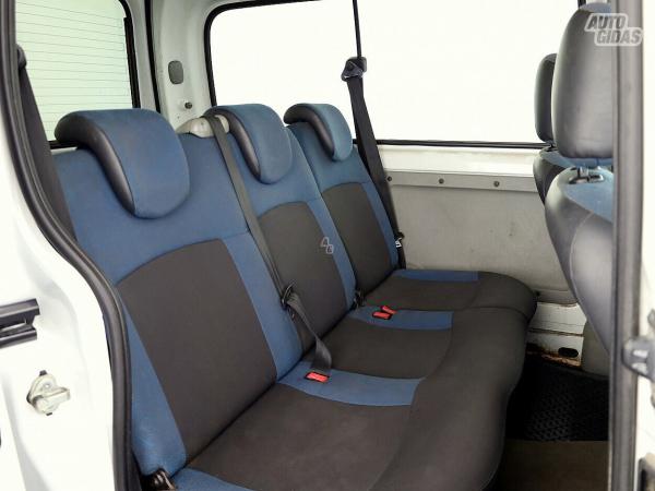 Balts Renault Kangoo 2007 Tallina, ar dzinēja tilpumu 1.50 L un nobraukumu 229 tūkst. km par 1199 €, foto 7 vietnē AUTOMOTO.COM.LV