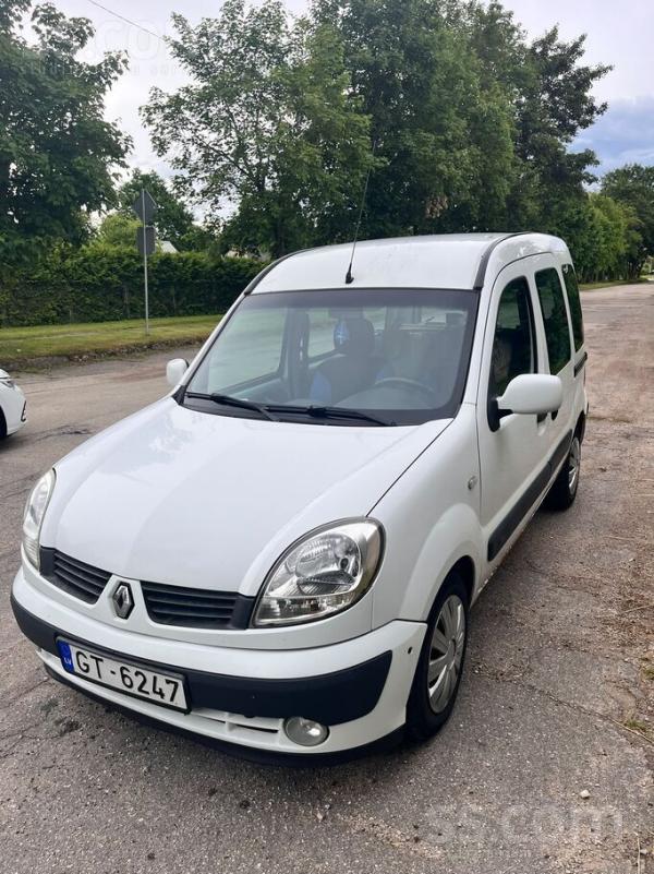 White Renault Kangoo 2007 in Ogre, with an engine capacity of 1.60 L and mileage of 190 thousand km for 1200 €, photo 3 on AUTOMOTO.COM.LV