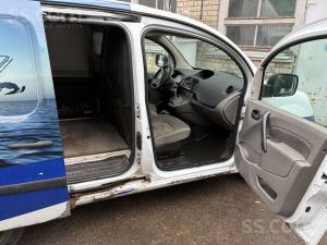 Balts Renault Kangoo 2008 Rīga, ar dzinēja tilpumu 1.50 L un nobraukumu 425 tūkst. km par 1400 €, foto 3 vietnē AUTOMOTO.COM.LV