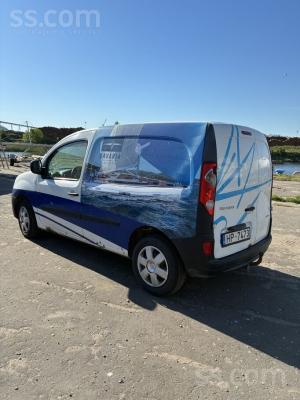 Balts Renault Kangoo 2008 Rīga, ar dzinēja tilpumu 1.50 L un nobraukumu 425 tūkst. km par 1400 €, foto 9 vietnē AUTOMOTO.COM.LV