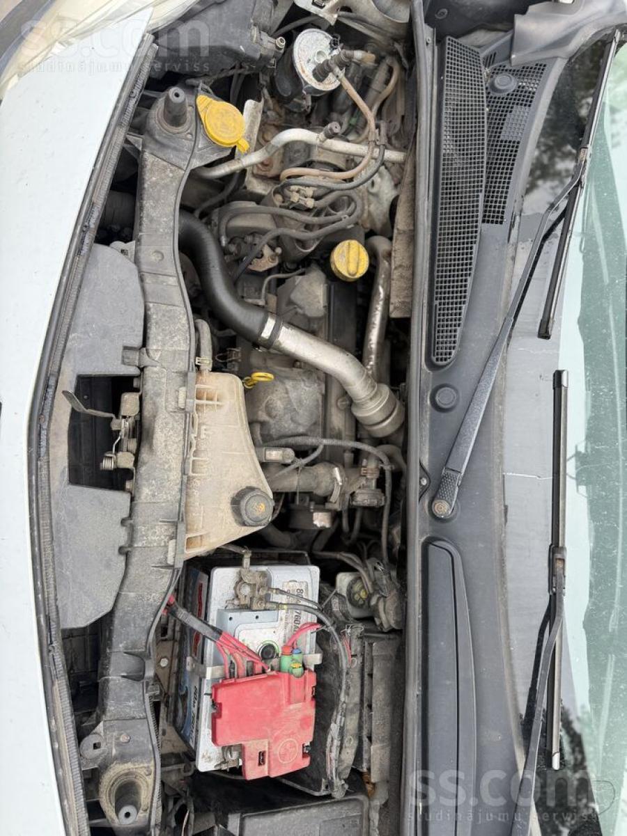 Balts Renault Kangoo 2008 Rīga, ar dzinēja tilpumu 1.40 L un nobraukumu 333 tūkst. km par 1600 €, foto 8 vietnē AUTOMOTO.COM.LV