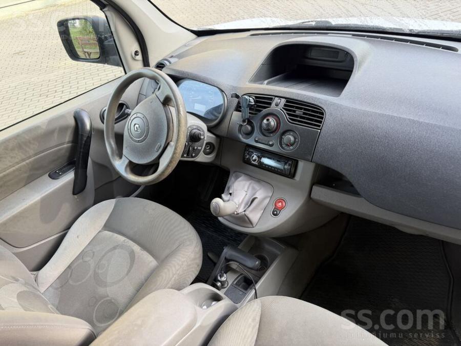 White Renault Kangoo 2008 in Riga, with an engine capacity of 1.60 L and mileage of 176 thousand km for 1850 €, photo 6 on AUTOMOTO.COM.LV