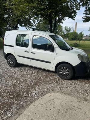 Balts Renault Kangoo 2010 Viļņa, ar dzinēja tilpumu 1.46 L un nobraukumu 236 tūkst. km par 1100 €, foto 7 vietnē AUTOMOTO.COM.LV