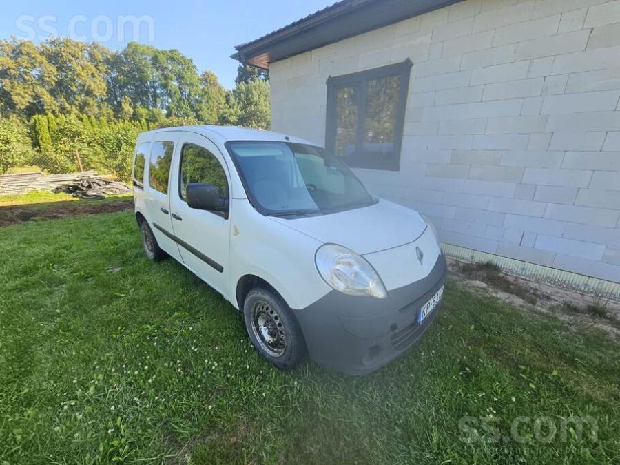Balts Renault Kangoo 2010 Rīga, ar dzinēja tilpumu 1.50 L un nobraukumu 263 tūkst. km par 2500 €, foto 1 vietnē AUTOMOTO.COM.LV
