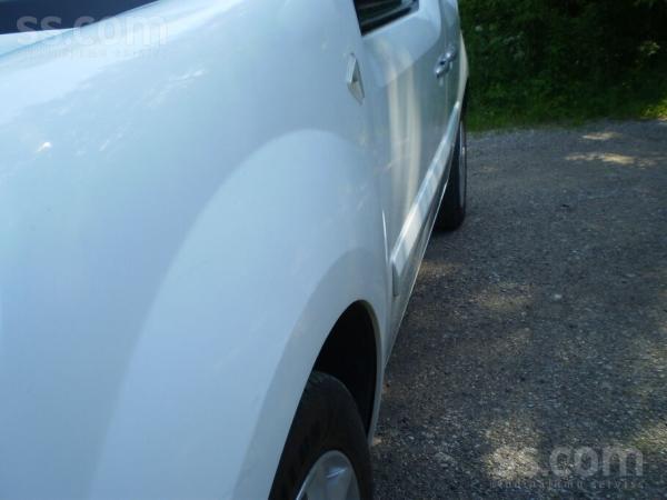 Белый Рено Кенгу 2011 в Даугавпилс, объемом двигателя 1.50 л и пробегом 385 тыс. км за 2450 €, фото 4 на AUTOMOTO.COM.LV
