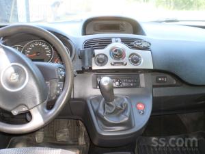 White Renault Kangoo 2011 in Daugavpils, with an engine capacity of 1.50 L and mileage of 385 thousand km for 2450 €, photo 22 on AUTOMOTO.COM.LV