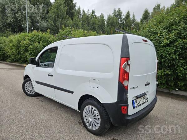 Balts Renault Kangoo 2011 Rīga, ar dzinēja tilpumu 1.50 L un nobraukumu 245 tūkst. km par 2450 €, foto 5 vietnē AUTOMOTO.COM.LV